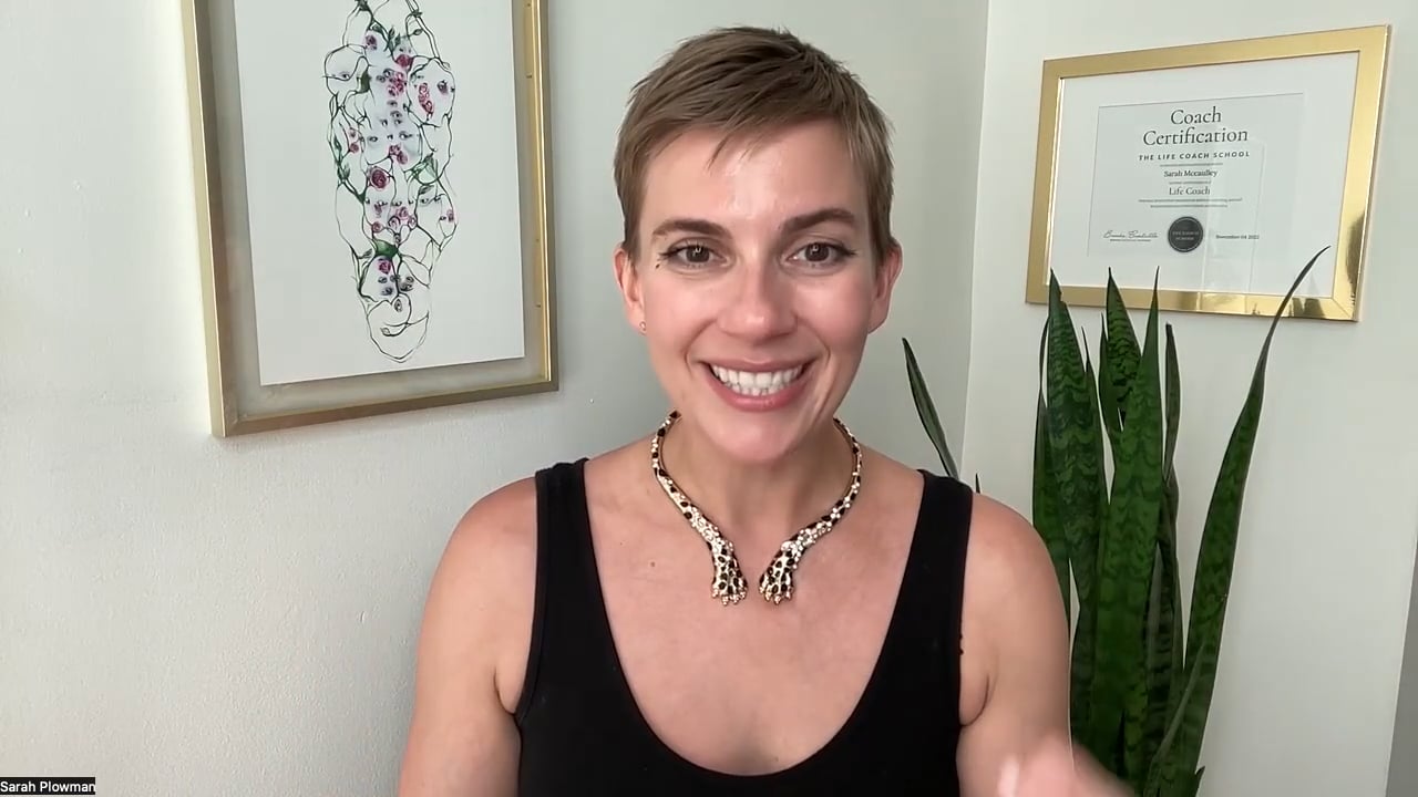 Sign 5 figure clients with ease | Sarah Plowman Coaching